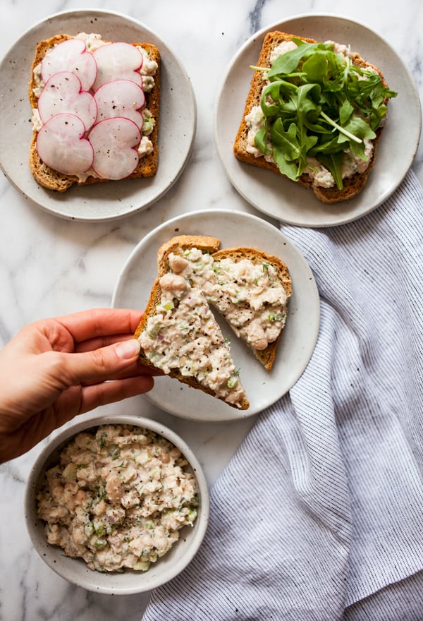 Garlic Tahini Smashed White Bean Salad | The Full Helping