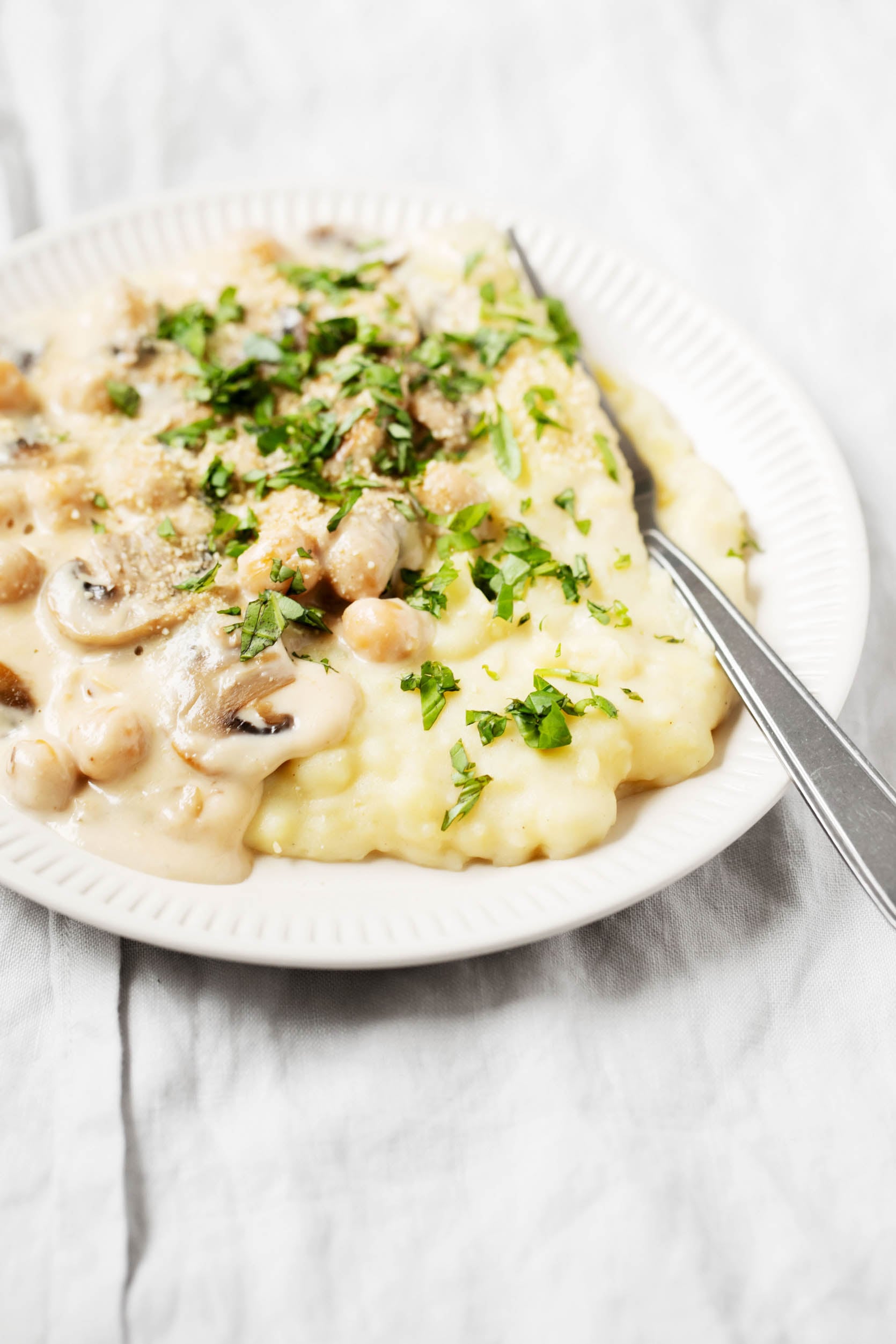 Creamy Chickpeas & Mashed Potatoes | The Full Helping