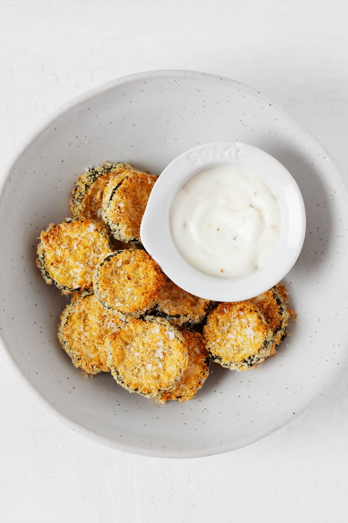 Oven-Baked Vegan Zucchini Chips | The Full Helping – Green light Fit