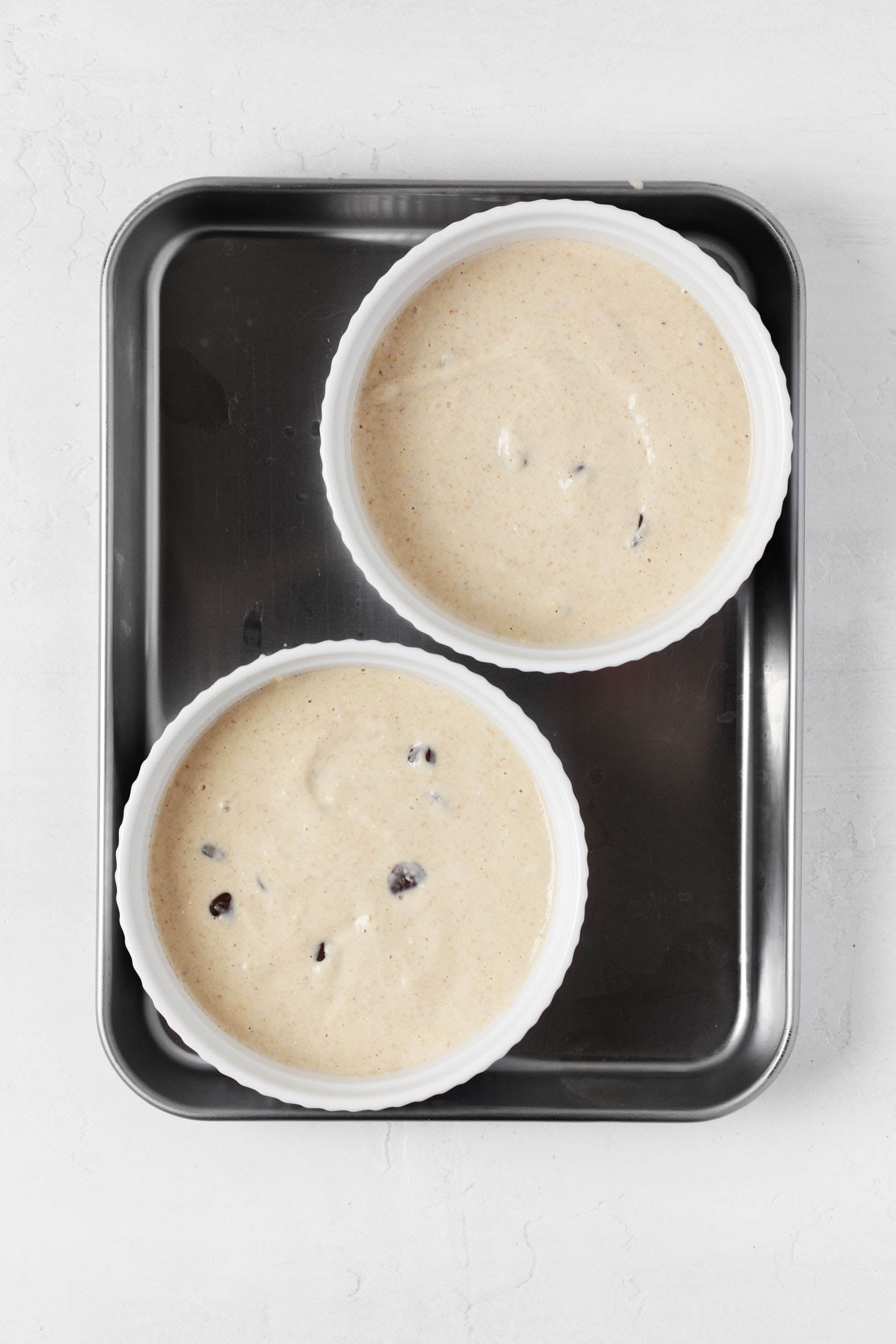 Vegan Blended Baked Oats with Dark Chocolate Chips | The Full Helping